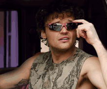 Ray Hall GIF - Ray Hall - Discover & Share GIFs