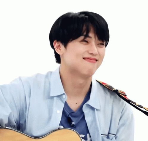 Onf Minkyun GIF - Onf Minkyun Giggles - Discover & Share GIFs