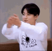 Jungkook Clapping Bts Jungkook GIF - Jungkook Clapping Jungkook Clap Bts Jungkook - Discover ...