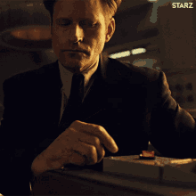 Ben Button GIFs | Tenor