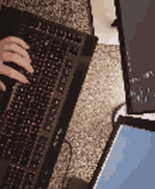 Fast Typer GIF - Fast Typer Typing - Discover & Share GIFs