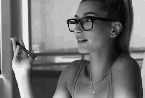 Hailey Baldwin Smile Hailey Baldwin Smile Happy Discover And Share S