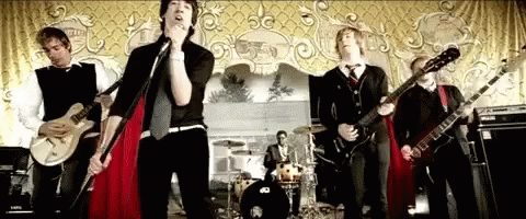 Oh Oh Singing GIF - Oh Oh Singing Forward - Discover & Share GIFs