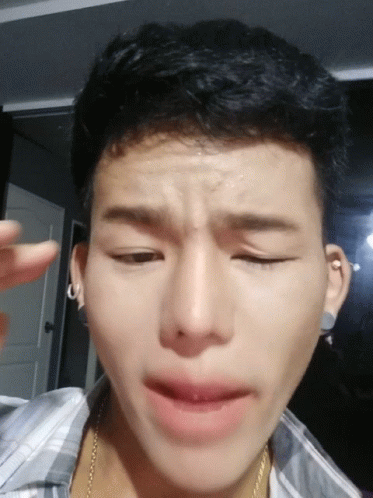 Boy Handsome GIF - Boy Handsome Singing - Discover & Share GIFs