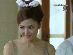 รัชนก ยิ้มชั่วร้าย อ่อย GIF - Joy Chonticha Plot Plotting - Discover & Share GIFs