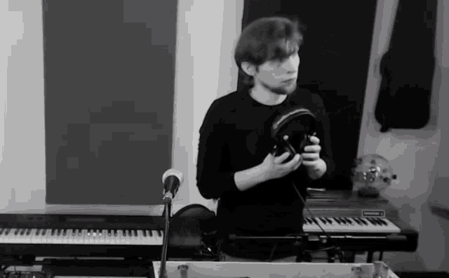Headphones Andreij Rublev Headphones Andreij Rublev Keyboard Discover And Share S
