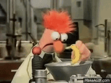 Beaker GIFs | Tenor