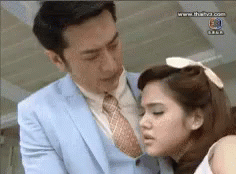 จอยชลธิชา ซบอก อ่อย อ้อย แกล้งเป็นลม GIF - Joy Chonticha Collapse Fake Faint - Discover & Share GIFs