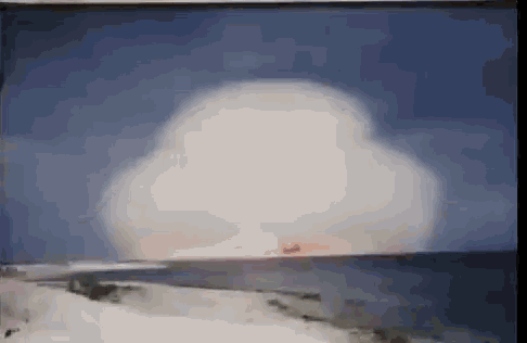 Explosion Nuclear GIF - Explosion Nuclear - Discover & Share GIFs