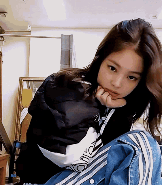 Jennie Yj Jennie Yj Discover And Share S