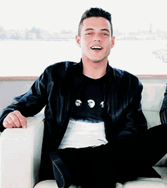 Rami Malek Mr Robot GIF - Rami Malek Mr Robot Elliot Alderson - Discover & Share GIFs