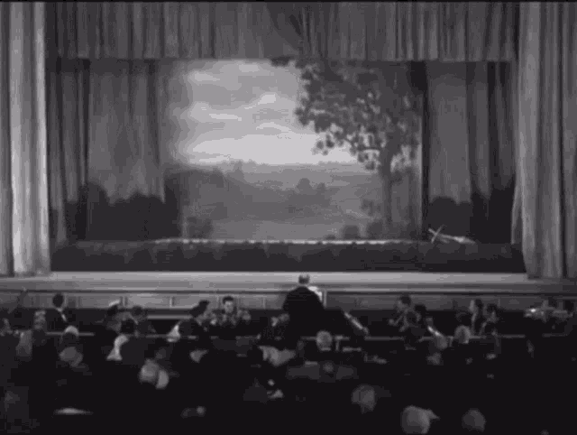 Buster Keaton GIF - Buster Keaton Rope - Discover & Share GIFs Buster Keaton GIF - Buster Keaton Rope - Discover & Share GIFs
