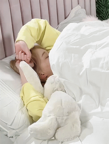 Bed Waking GIF - Bed Waking Up - Discover & Share GIFs