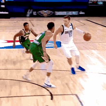 Basketball Pass GIFs | Tenor