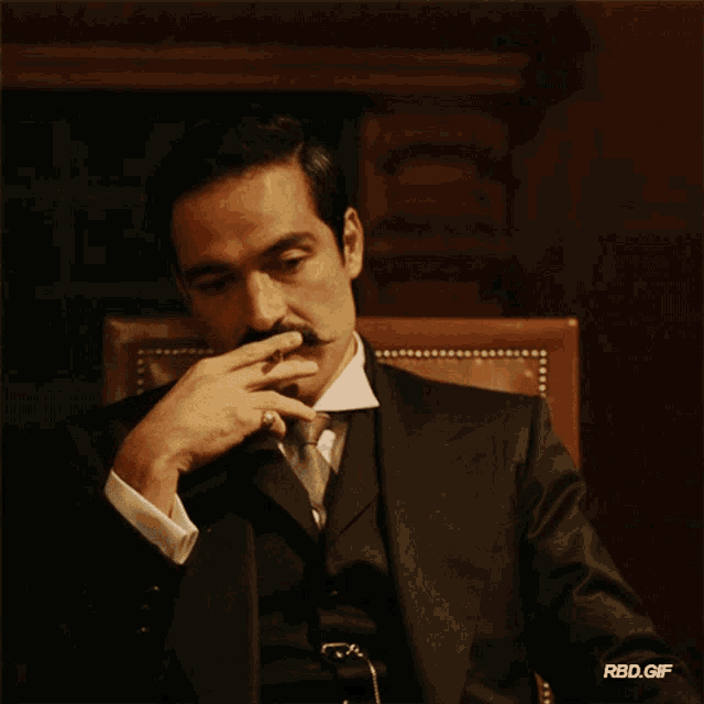 Alfonso Herrera El Baile De Los41 Alfonso Herrera El Baile De Los41 Dance Of41 Discover