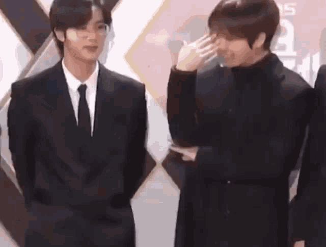 Bts Jin GIF - Bts Jin Kimseokjin - Discover & Share GIFs Bts Jin GIF - Bts Jin Kimseokjin - Discover & Share GIFs